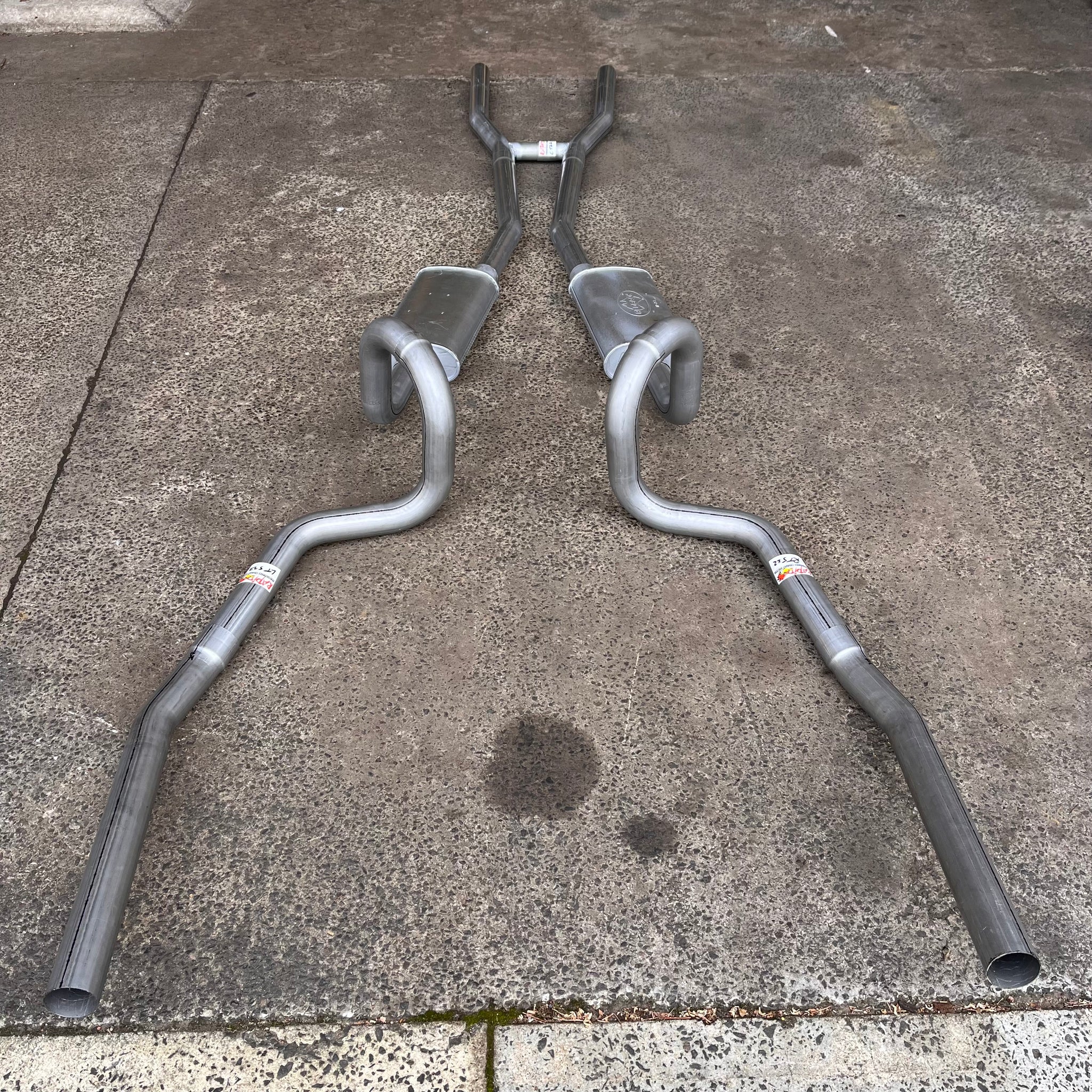 Holden HQ, HJ, HZ, HX (V8) Sedan 2 1/2" Mandrel bent Extractor back Du ...